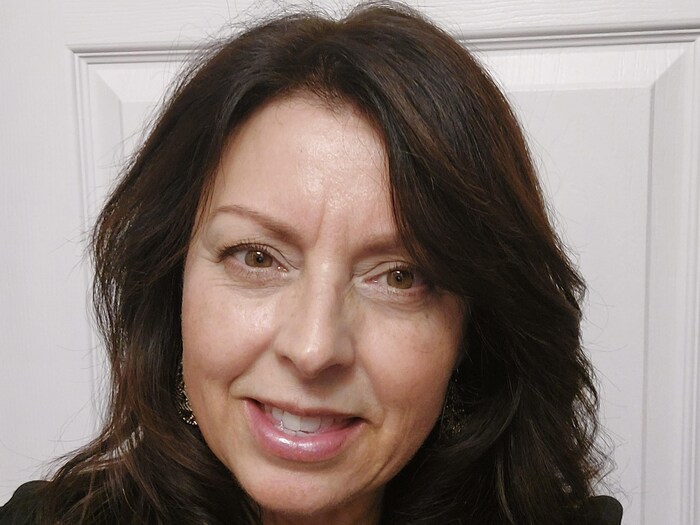 Doulas de fin de vie : « Il faut normaliser la conversation sur la mort ...