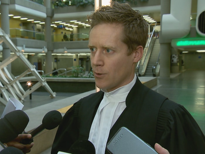 Femme enceinte tuée devant le CHUL : « Tu ne dois pas conduire ...