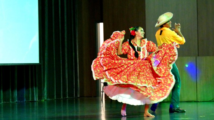 Retour en images sur la première semaine du 52e Folklorama | Radio-Canada