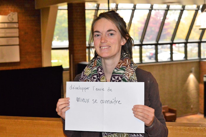 Mieux se connaître par le regard des réfugiés | Radio-Canada