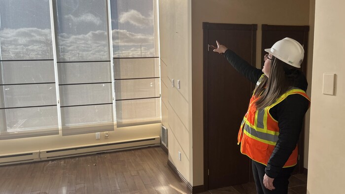 La démolition de l’hôtel de ville de Sept-Îles va de l’avant | Radio-Canada