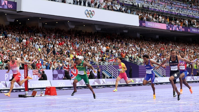 Les Canadiens champions olympiques au relais 4 x 100 m - Jeux ...