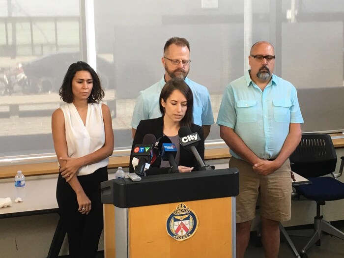 La police demande l'aide du public pour retrouver Andrew Kinsman ...