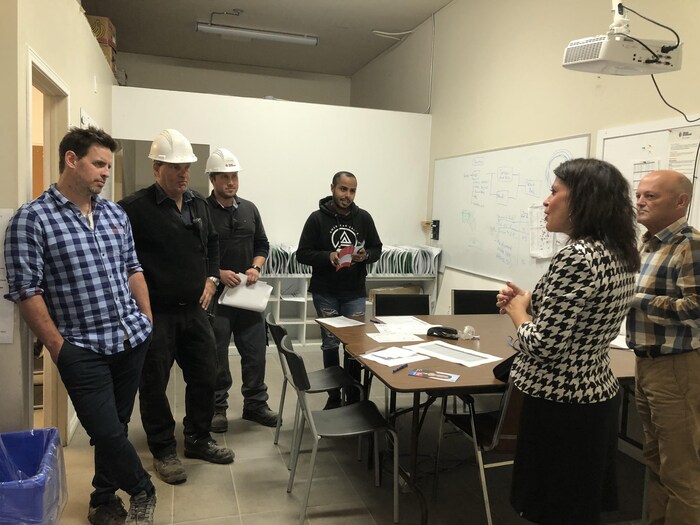 Une journée dans la campagne électorale d'Annie Fournier, candidate du ...