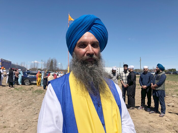 La communauté sikhe défile et fête dans les rues de Shediac | Radio-Canada