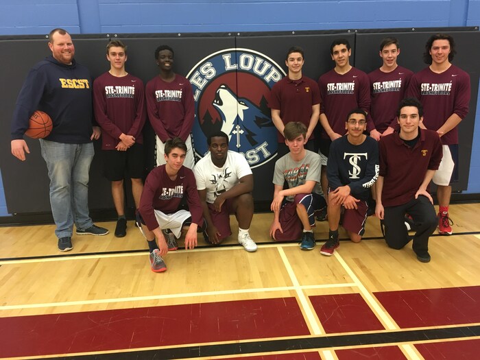 Mission accomplie pour l’équipe de basketball de l’école secondaire ...