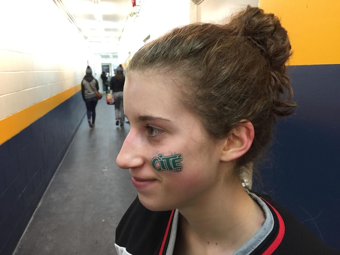 Kapuskasing accueille le Tournoi de hockey Franco Filles | Radio-Canada