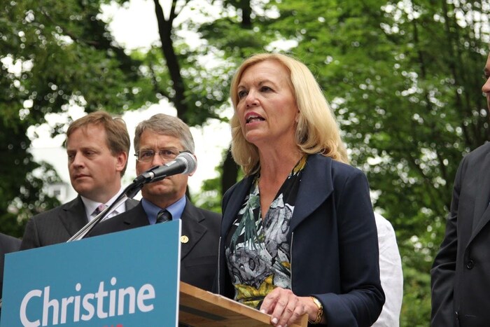 Erin O'Toole renonce à la direction du Parti progressiste-conservateur ...