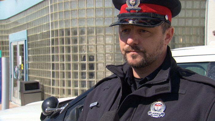 Une femme gravement blessée par un chien à Ottawa | Radio-Canada