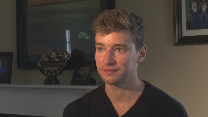 Le coureur Alex Cyr lance un livre sur des champions de cross-country ...