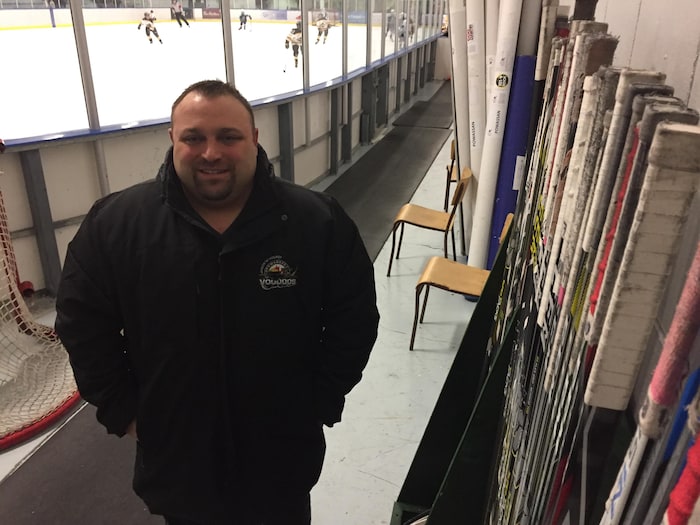 S'acheter une équipe de hockey plutôt qu'une voiture de luxe! | Radio ...