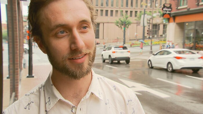 Du théâtre jeunesse ambulant dans les parcs de Québec | Radio-Canada