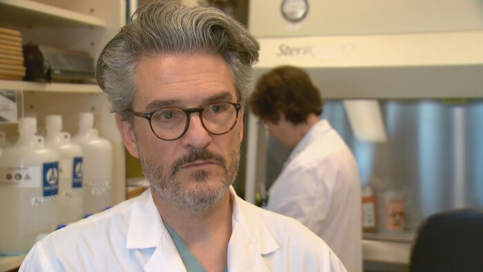 Une survivante du cancer vante les thérapies ciblées | Radio-Canada