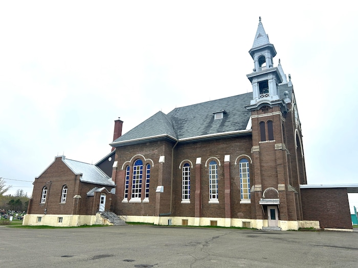 C’est la fin pour l’église de Charlo, les paroissiens pensent à ce qu ...
