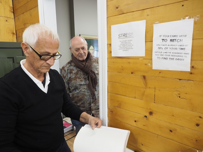 Des artistes inquiets de la vente de l’ancienne manufacture où ils ont ...