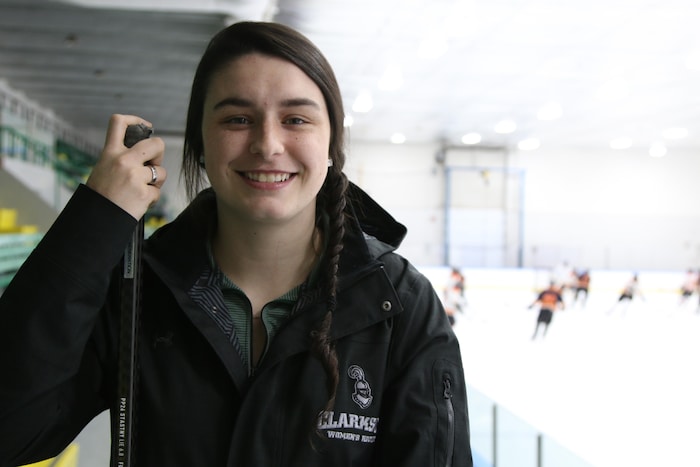 Élizabeth Giguère laissée de côté par Hockey Canada | Radio-Canada