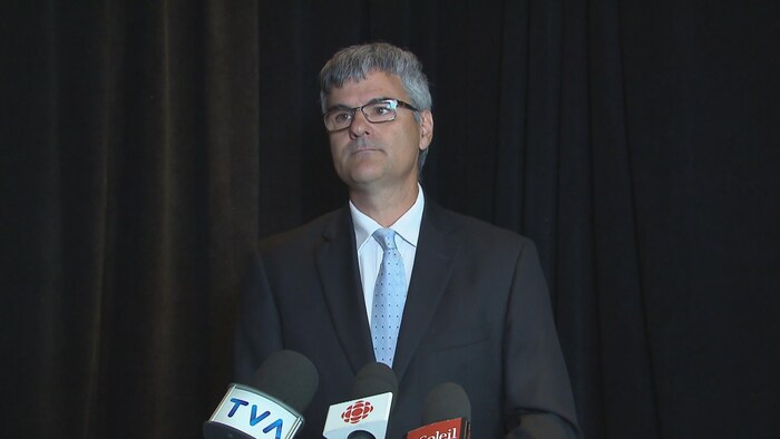 Affaire Éric Caire : un caquiste déchu réclame une enquête | Radio-Canada