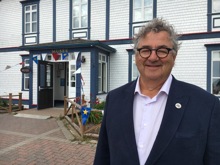 Éric Forest au coeur de la fête des Acadiens célébrée à Bonaventure ...