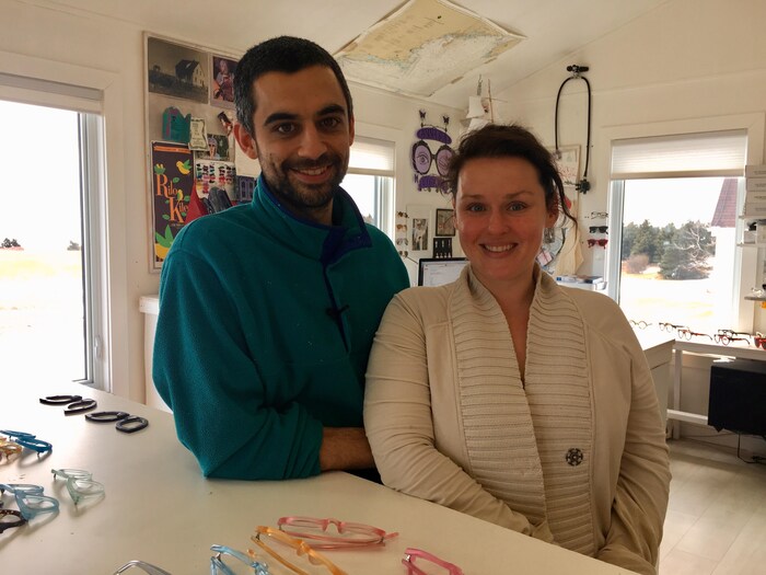 Des lunettes de l'Î.-P.-É. vendues partout dans le monde | Radio-Canada