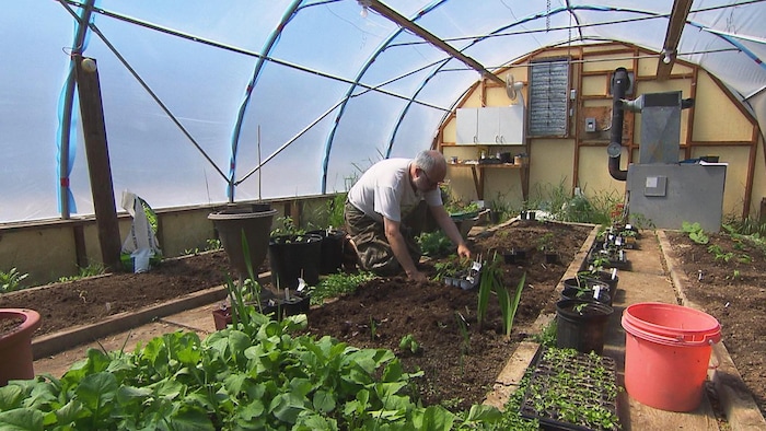 Incursion chez les Frères capucins | Radio-Canada