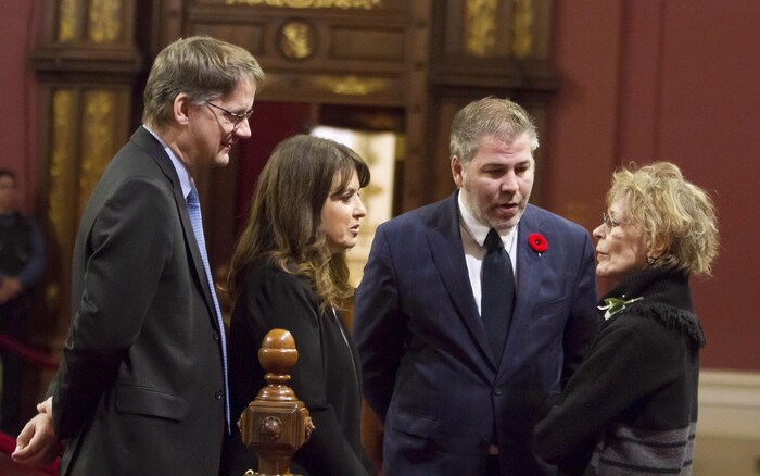 Chapelle ardente pour Bernard Landry à l'Assemblée nationale | Radio-Canada