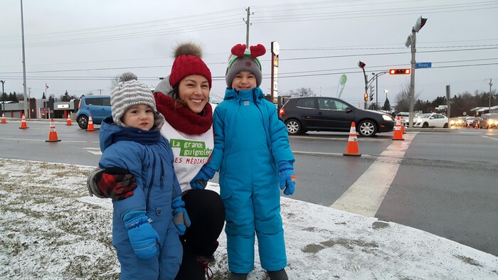 Jour de collecte pour La grande guignolée des médias en Estrie | Radio ...