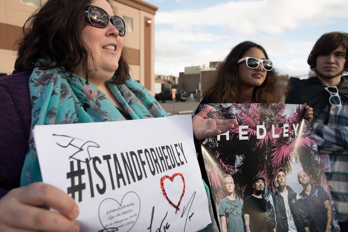 Allégations d’inconduite sexuelle : le groupe Hedley dit au revoir, pas ...