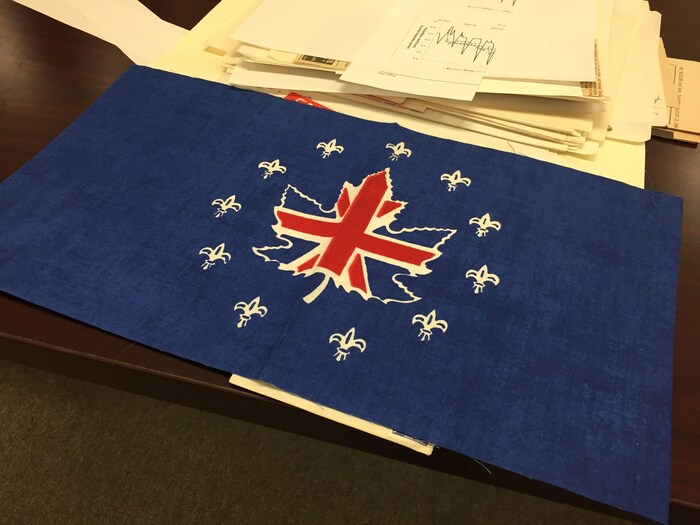 Des idées de drapeau canadien rejetées à l’Université de la ...