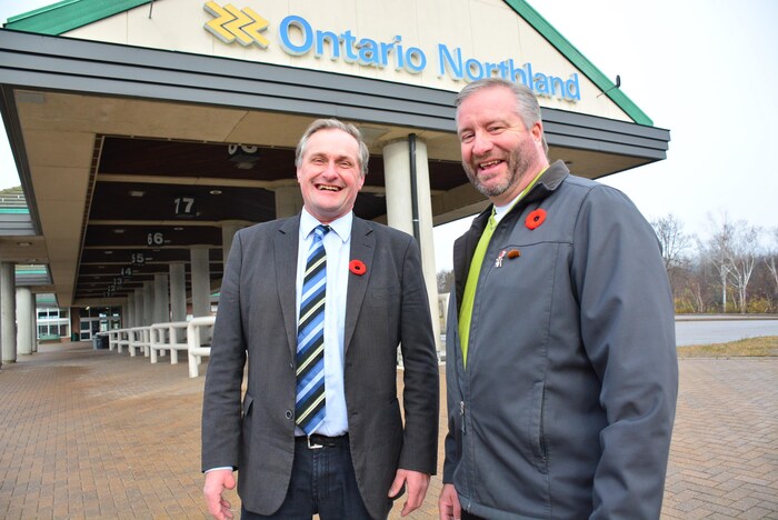 Train de passagers dans le Nord de l’Ontario : les partis d’opposition ...
