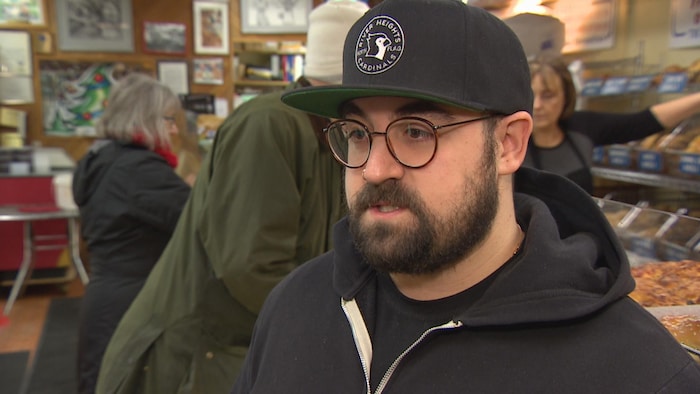 La boulangerie Gunn change de propriétaire | Radio-Canada
