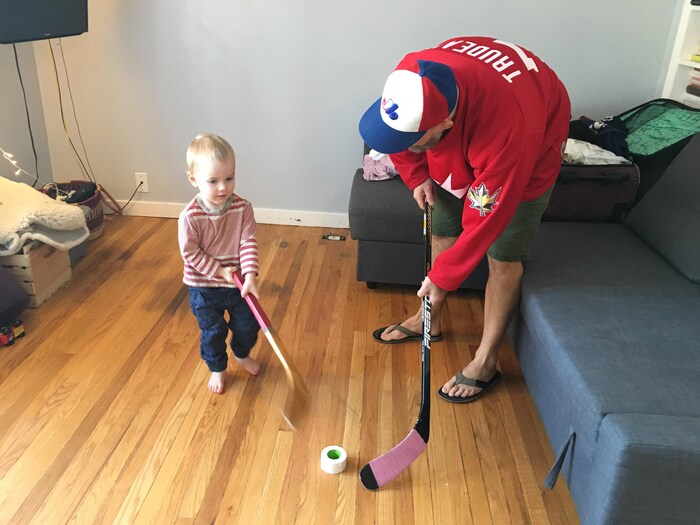 Une équipe canadienne s'envole pour un tournoi de hockey… au Costa Rica ...