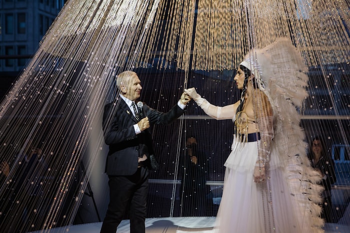 L’histoire canadienne revisitée par l’artiste cri Kent Monkman | Radio ...