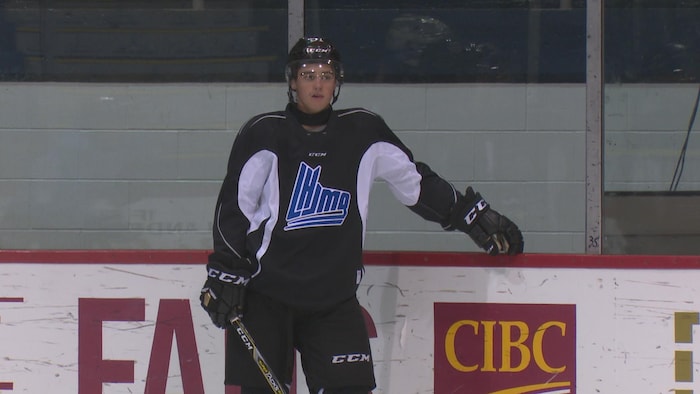 Lukas Cormier : l'espoir des Islanders de Charlottetown | Radio-Canada