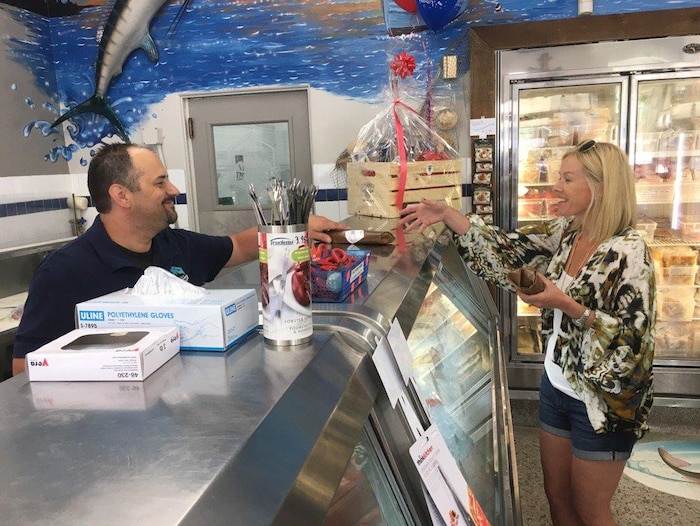 Entreprise acadienne : le Marché de poisson de Moncton célèbre son ...