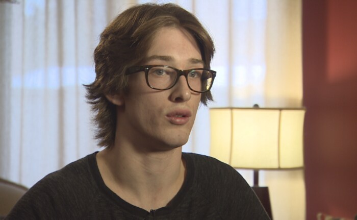 La police enquête sur des allégations de force excessive à Mississauga ...