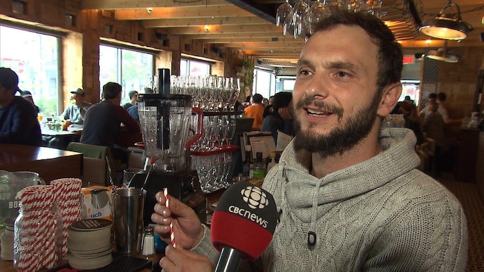 Des commerçants dans Rosemont se tournent vers les pailles ...