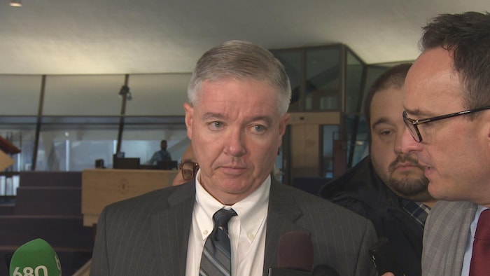 Le conseil municipal de Toronto se dote d'une nouvelle structure | Radio-Canada