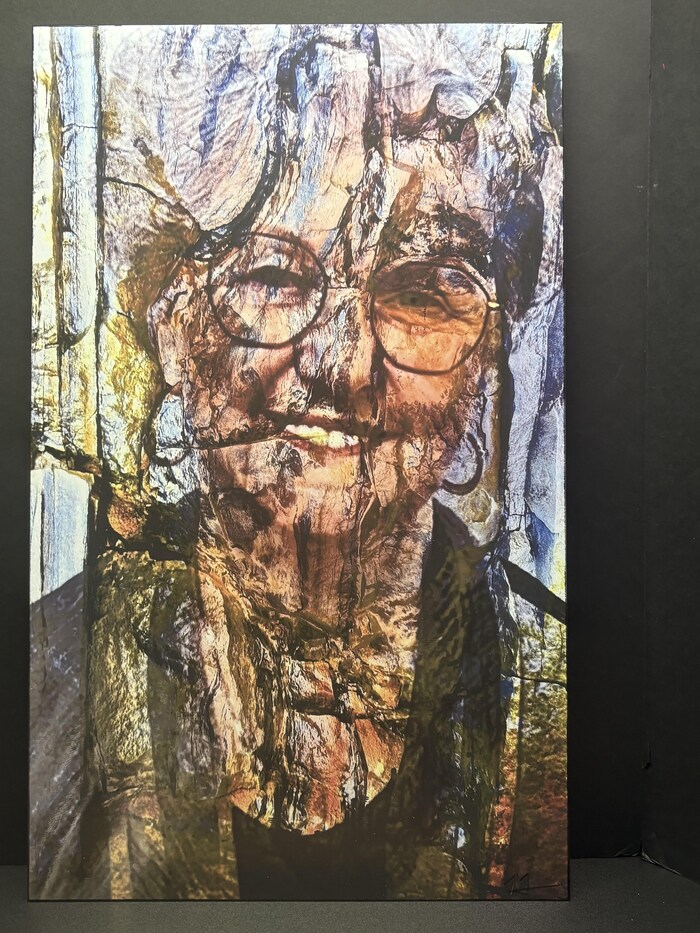 Un artiste réalise le portrait de ses collègues, « une façon de ...