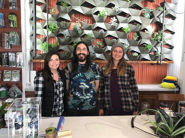 Un magasin de Regina se spécialise dans la culture du cannabis à ...