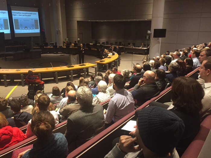 Une cure de rajeunissement pour la rue Elgin à Ottawa | Radio-Canada