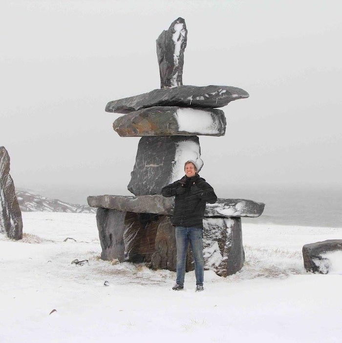 De l’Australie à l’Arctique : il fait vibrer son violoncelle pour la ...