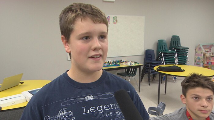 Plus de 100 000 $ pour un projet pilote à l’école Précieux-Sang | Radio ...