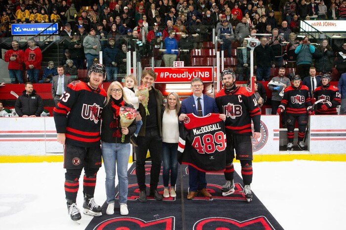 Taylor et Gardiner MacDougall, un duo père-fils aux commandes des ...