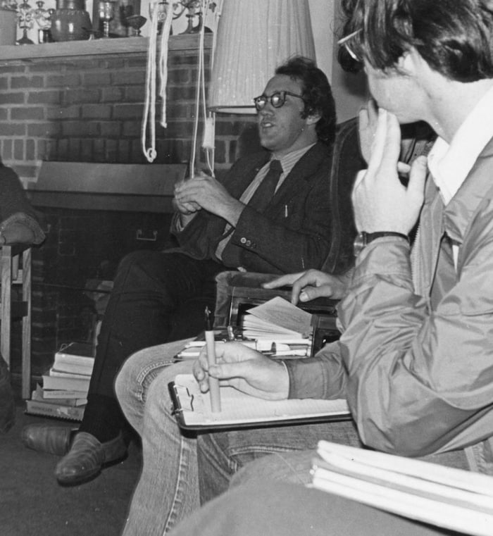 Wayne Hankey, professeur accusé de crimes sexuels, meurt avant ses ...