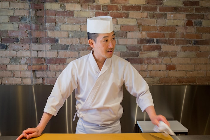 Sushi traditionnel : du sperme de morue et des calmars phosphorescents ...