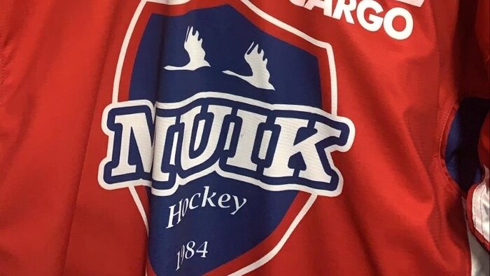 Alec Bélanger fait face à des joueurs d'expérience en Finlande | Radio ...