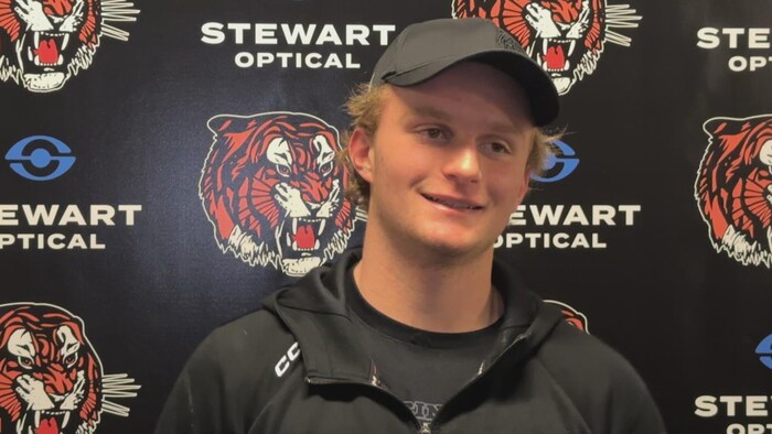 Le Franco-Albertain Andrew Basha, les yeux rivés vers la LNH | Radio-Canada