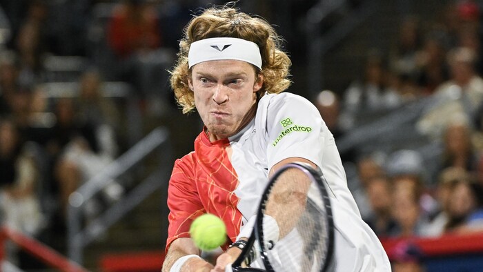 Andrey Rublev bat le numéro un mondial Jannik Sinner à Montréal | Radio ...