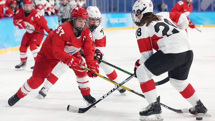 La défenseuse Rory Guilday, choix de premier tour de la Charge d’Ottawa ...