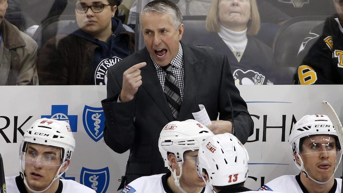 Bob Hartley annonce sa retraite en tant qu’entraîneur | Radio-Canada